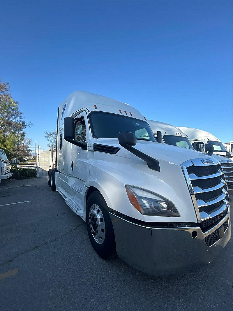 2020 Freightliner NEW CASCADIA PX12664 For Sale | 52" Sleeper | #278817