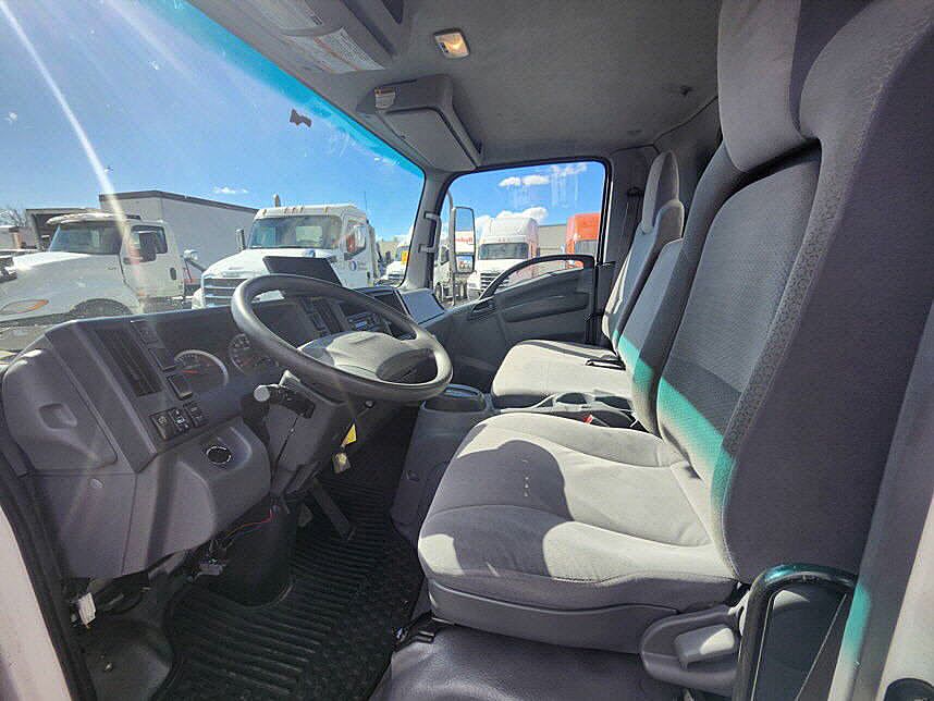 2022 Chevrolet W5500 18' BOX For Sale | MV DRY VAN | #7526