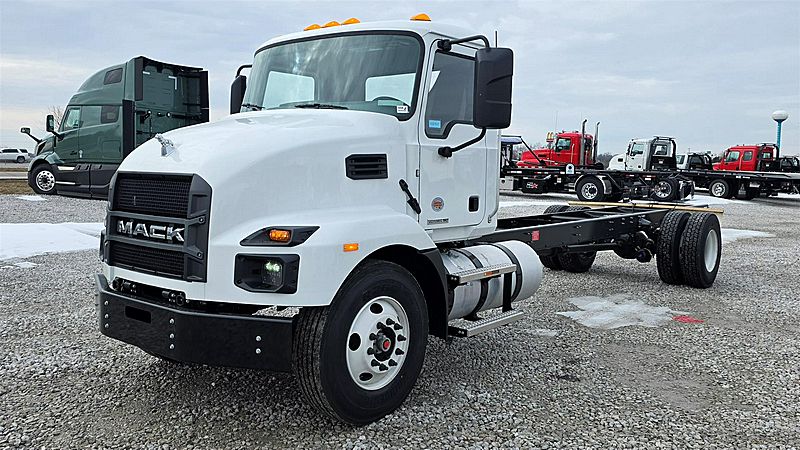 2026 Mack MD642 For Sale | Daycab Sleeper | #MD018609