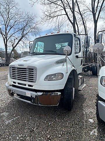 2018 Freightliner M2 106 For Sale | Cab & Chassis | #221301