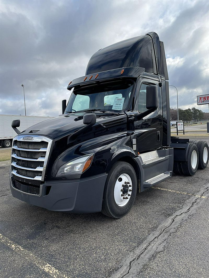 2019 Freightliner New Cascadia For Sale | Day Cab | #829834