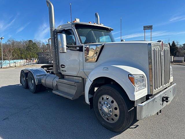2022 Kenworth W990 For Sale | Day Cab | #0596839