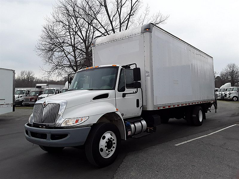 2018 International DuraStar 4300 For Sale | 26' Box | # 669887