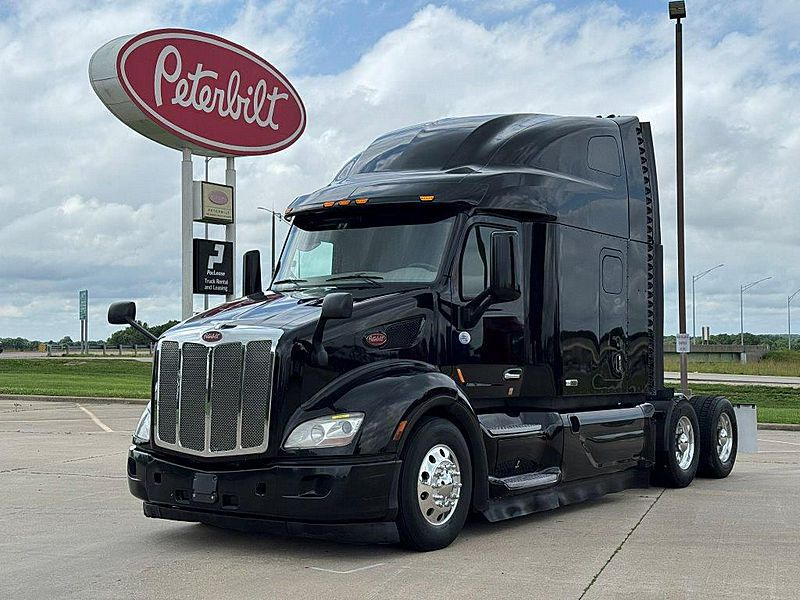 2020 Peterbilt 579 For Sale | 80" Sleeper | #D649957