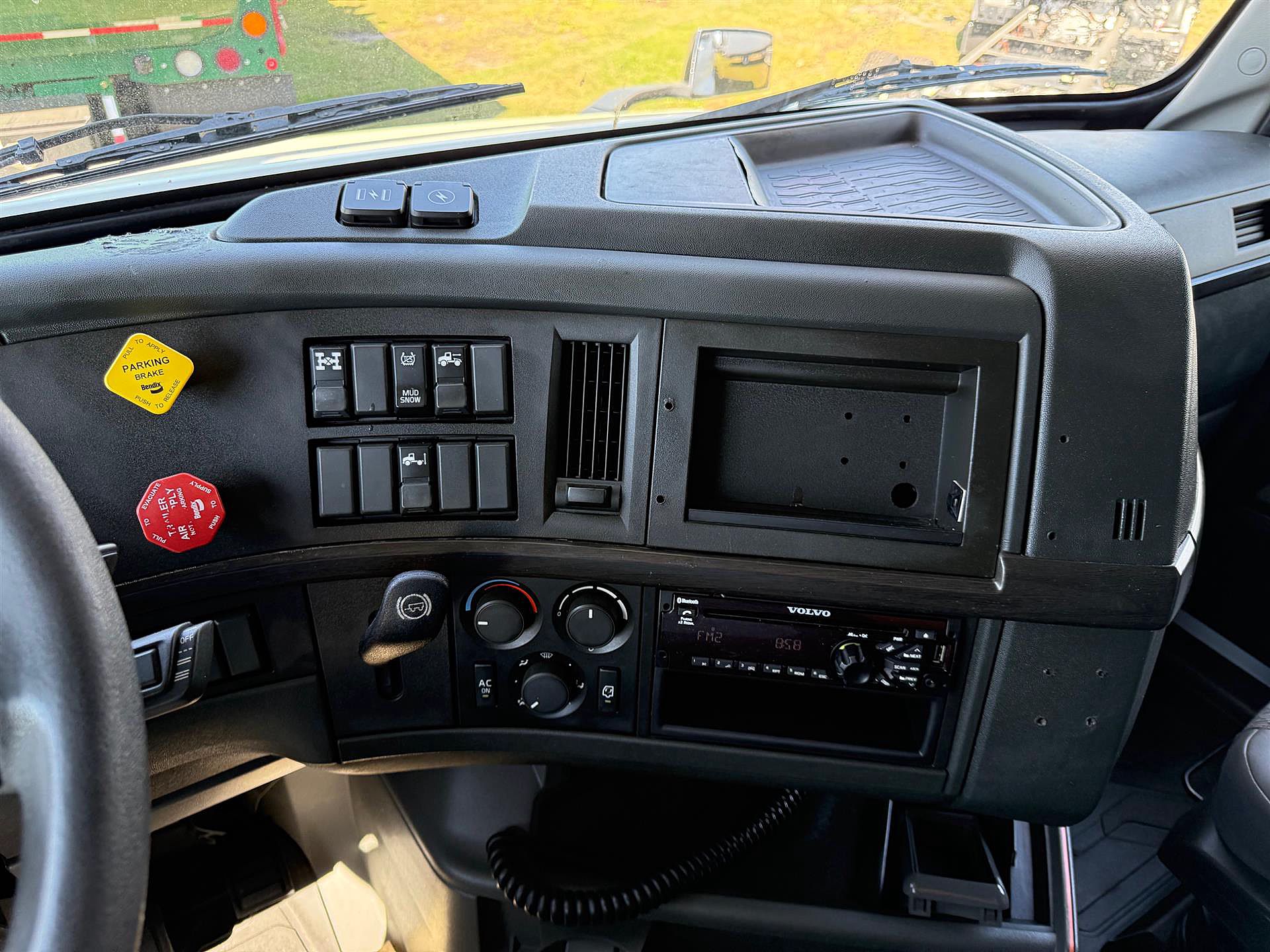 2020 Volvo VNL 860 For Sale | Sleeper Truck | #01VU267292