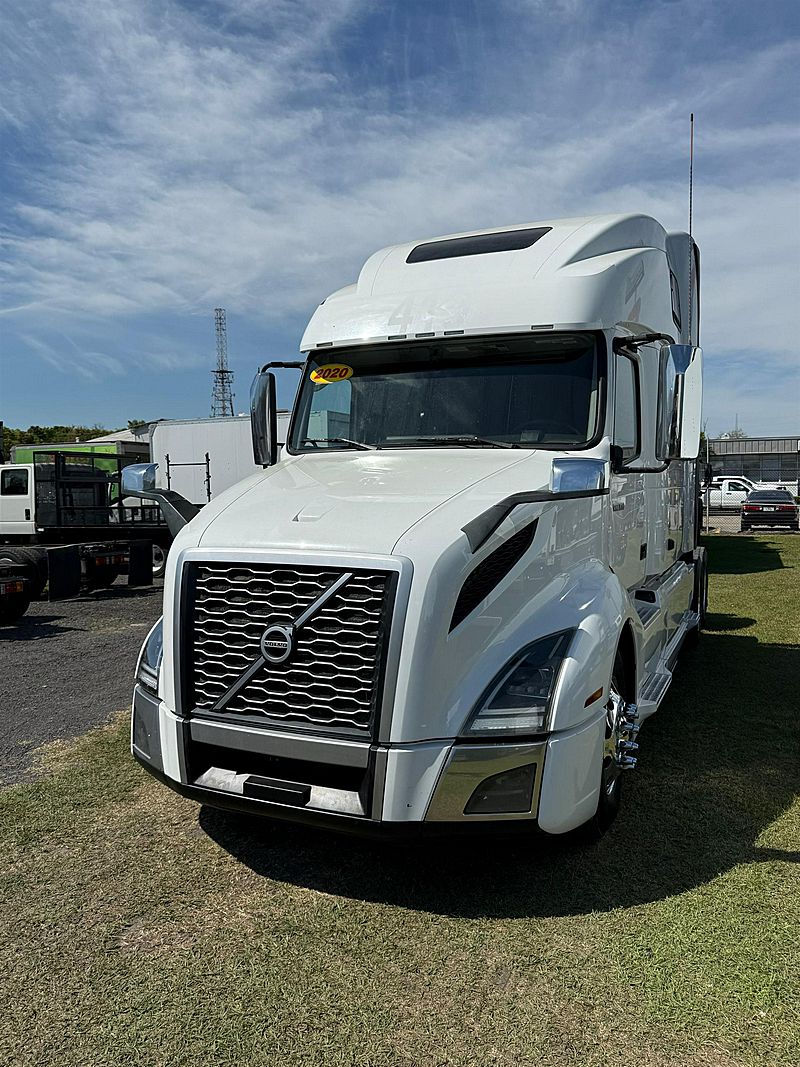 2020 Volvo VNL 860 For Sale | Sleeper Truck | #01VU267288