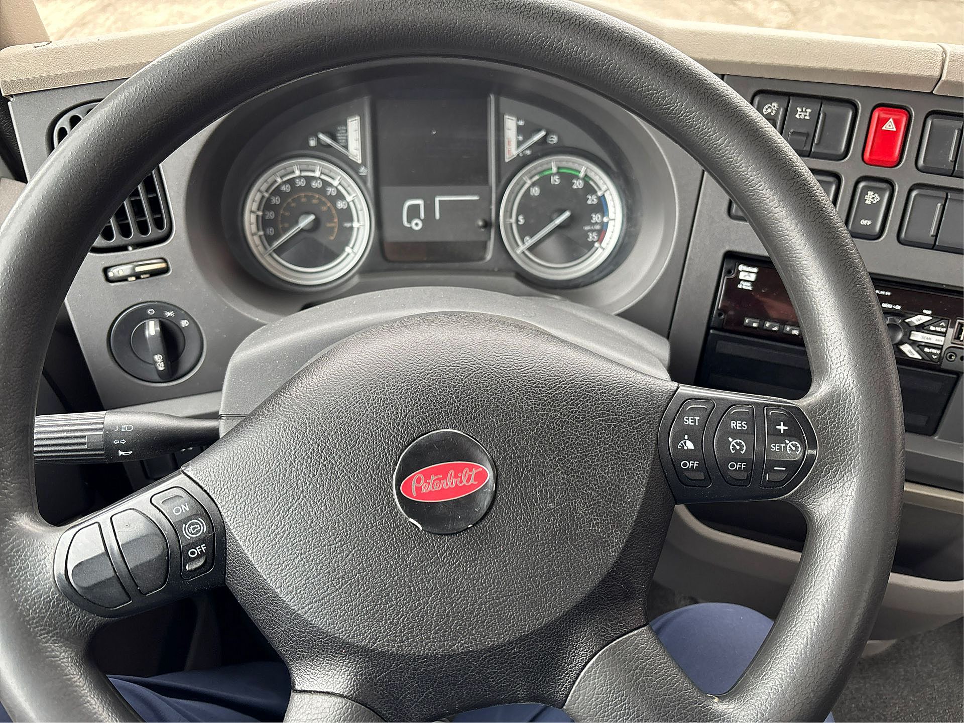 2020 Peterbilt 220 For Sale | Box Van | #8679716