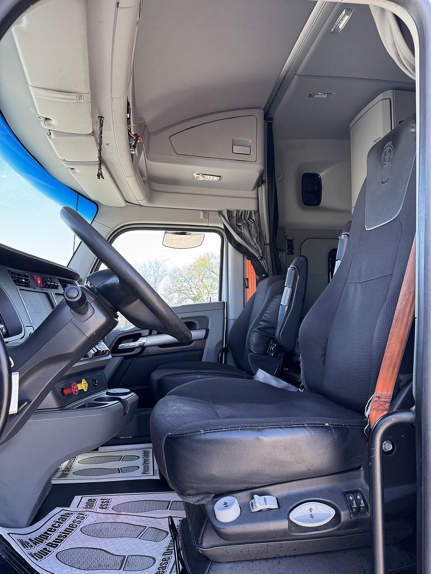 2021 Kenworth T680 For Sale | Mid Roof Sleeper | #SA3544