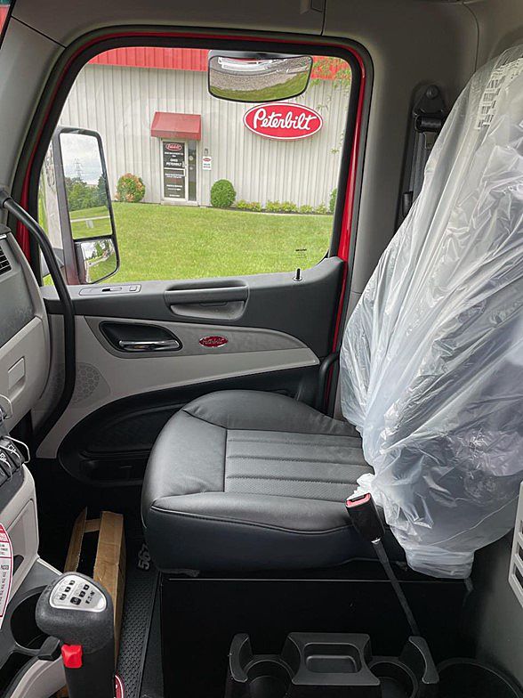 2025 Peterbilt 567 For Sale | Day Cab | #699675