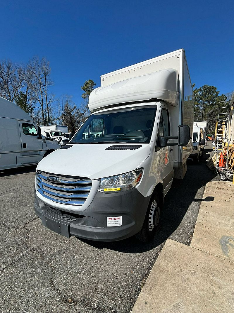 2021 Mercedes-Benz SPRINTER 3500 For Sale | 14' Box | #534572