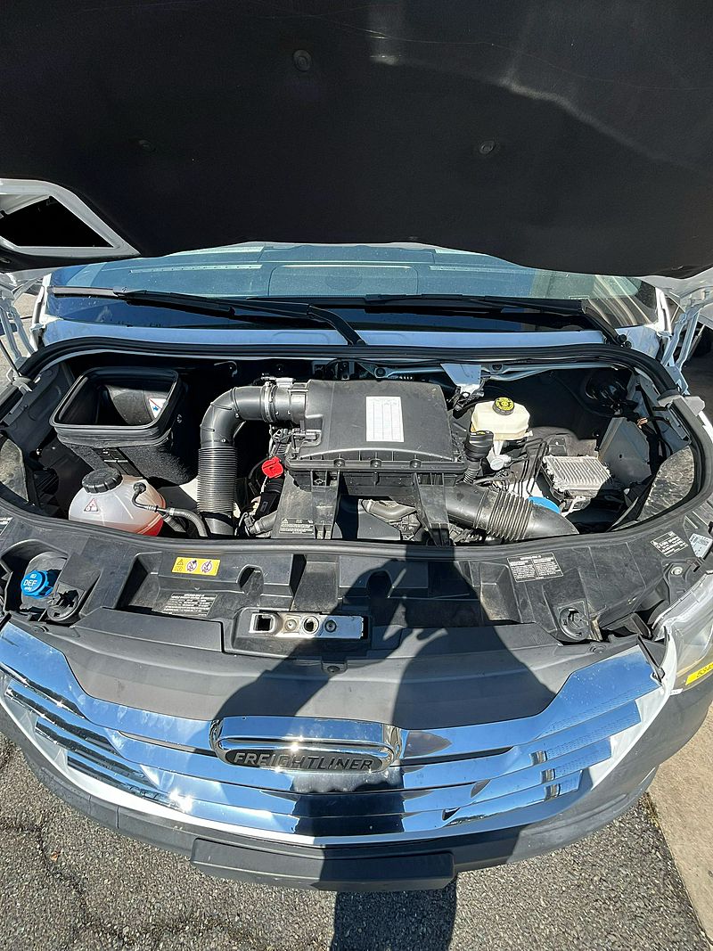 2021 Mercedes-Benz SPRINTER 3500 For Sale | 14' Box | #534572