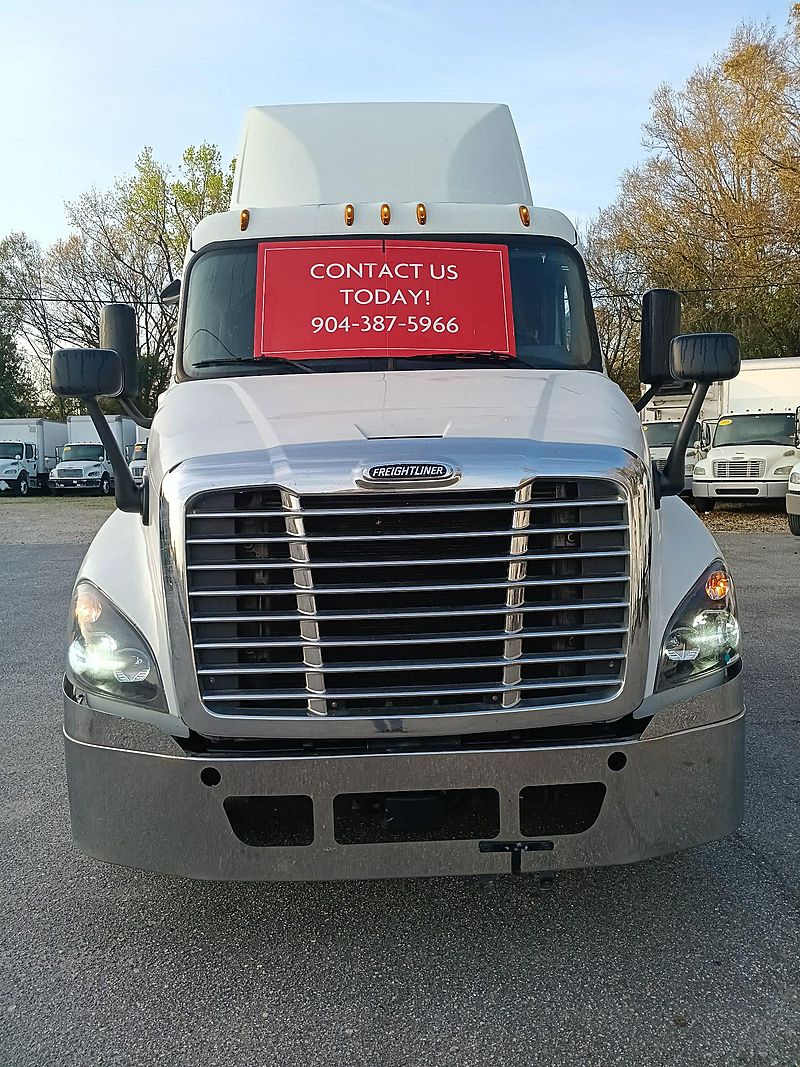 2019 Freightliner CASCADIA 125 For Sale | Day Cab | #813269
