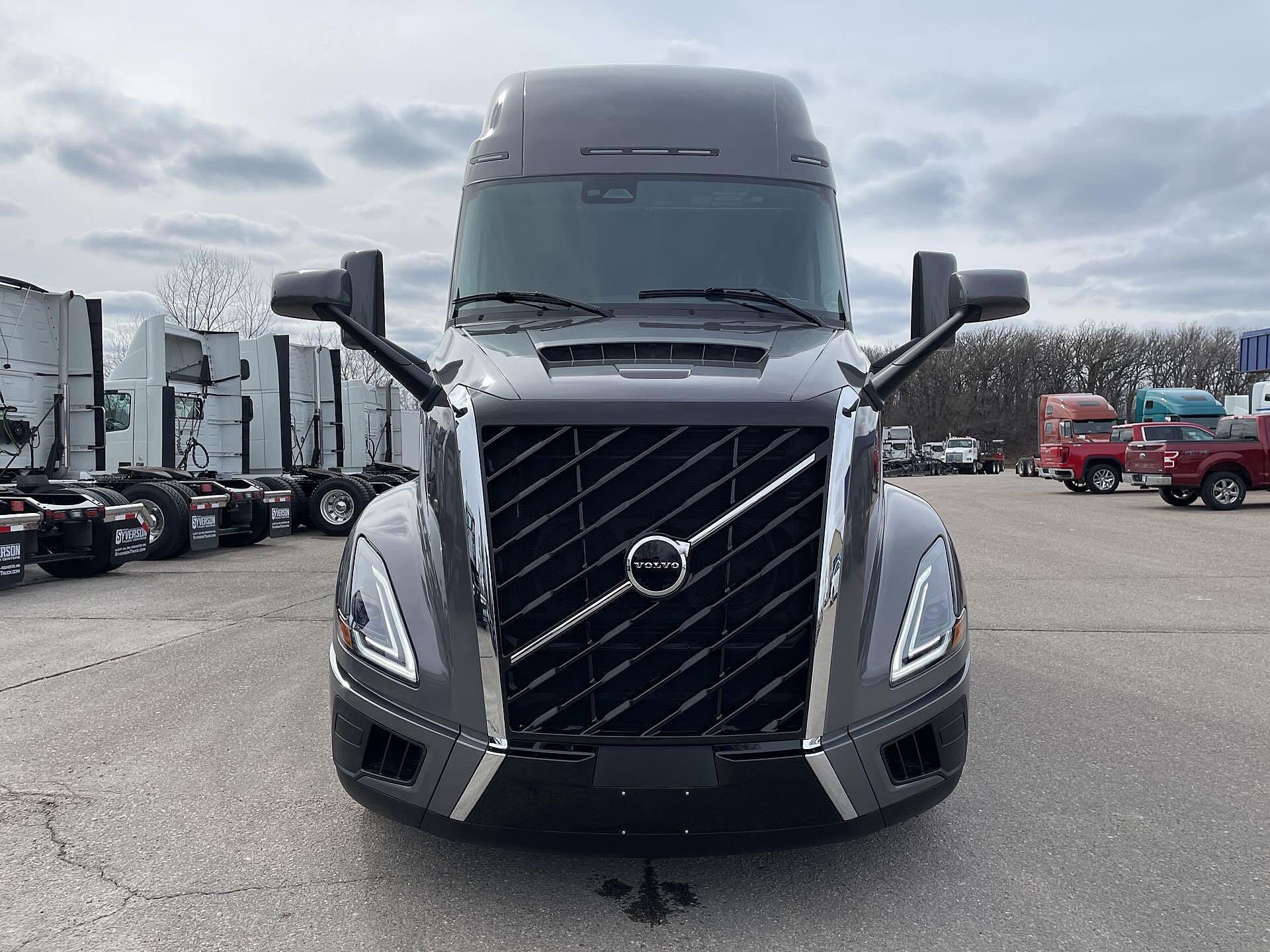 2026 Volvo VNL 860 For Sale | 74" Sleeper | #68299