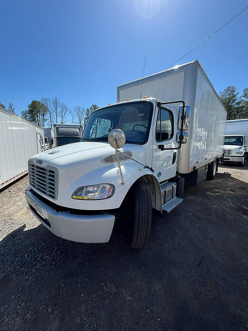 2018 Freightliner M2 106 For Sale | 26' Box | #756907