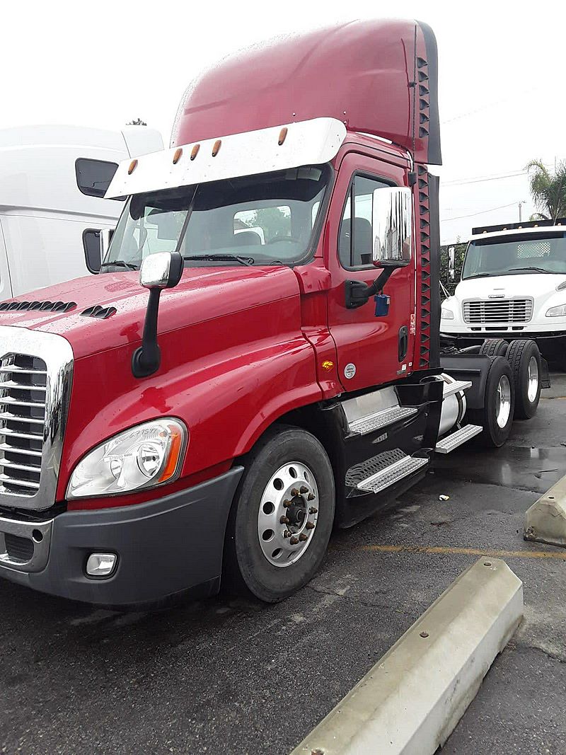 2017 Freightliner CASCADIA 125 For Sale | Day Cab | #679599