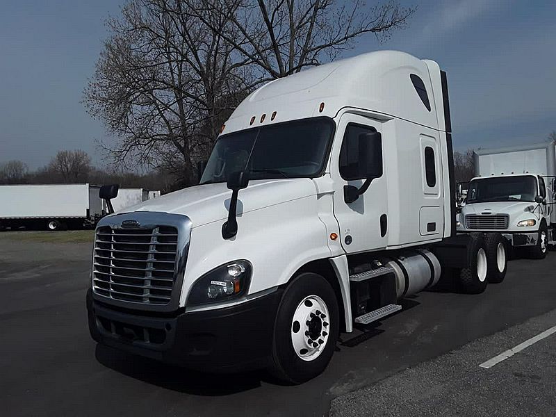 2019 Freightliner CASCADIA 125 For Sale | 72" Sleeper | #829218