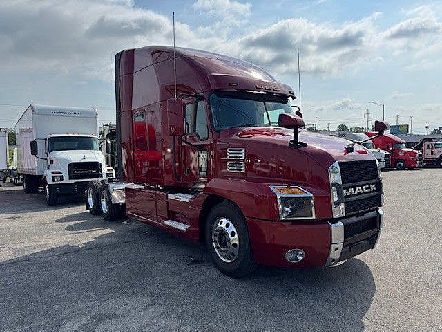 2022 Mack Anthem AN64T M742 For Sale | 70" Sleeper | # NJ-11319