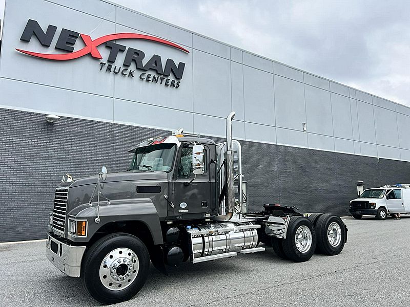 2019 Mack Pinnacle PI64T For Sale | Day Cab | #15MU003020