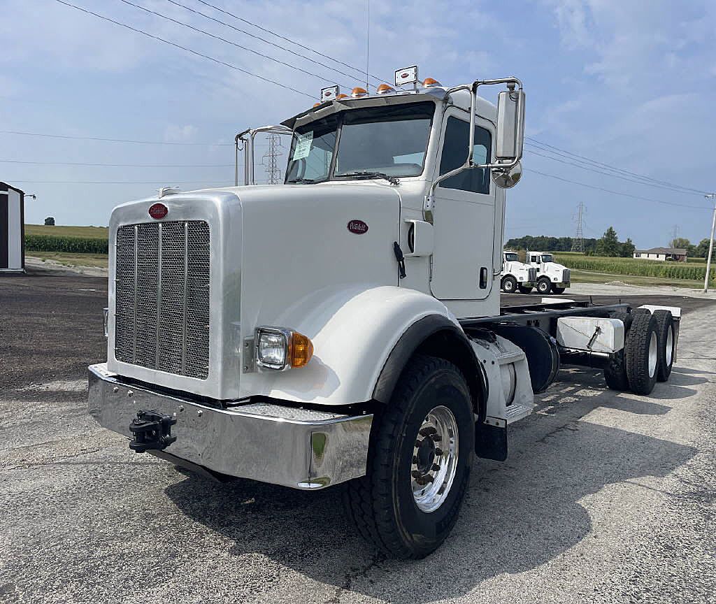 2013 Peterbilt 365 For Sale | Cab & Chassis | #8489