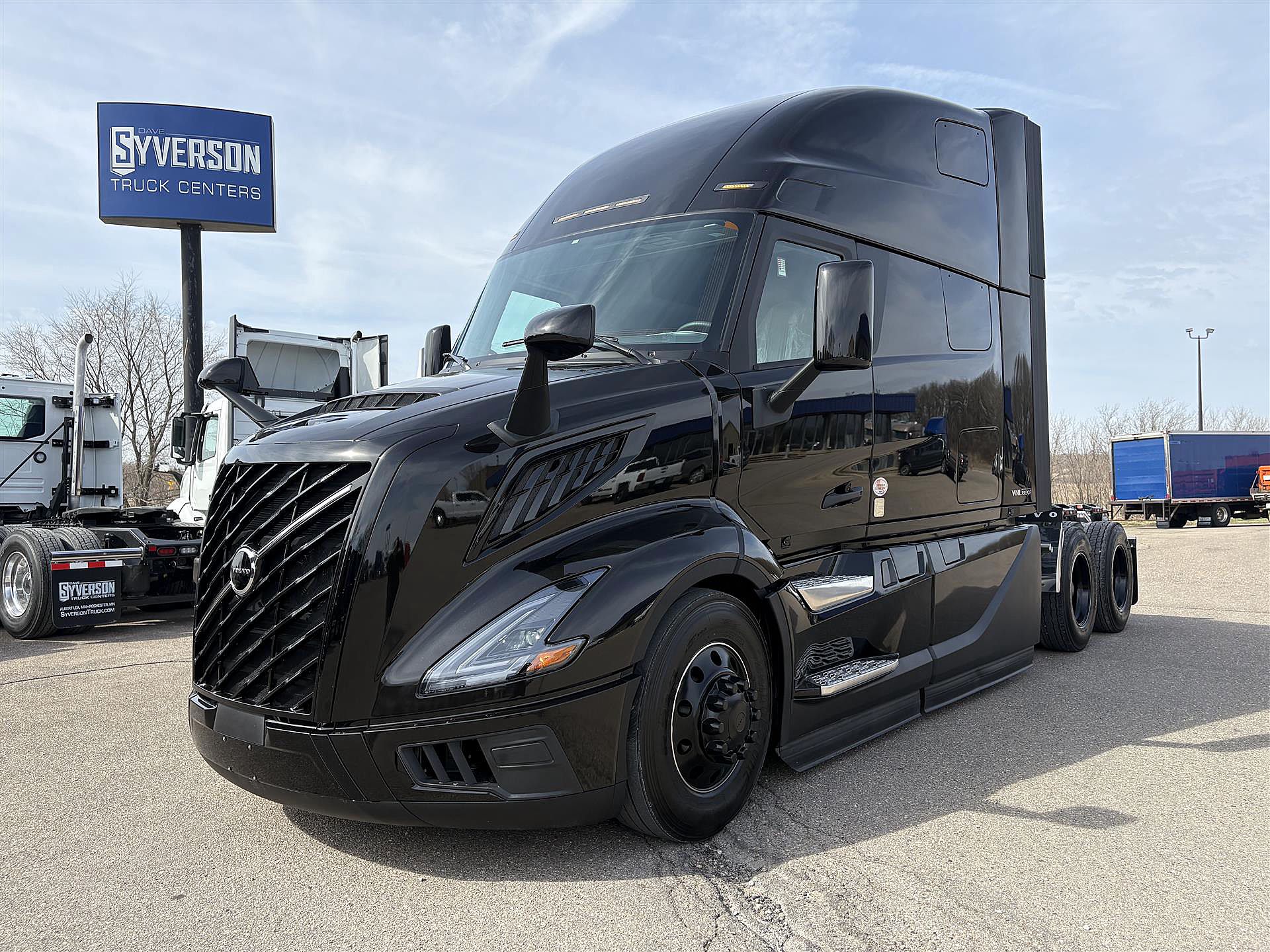 2026 Volvo VNL 860 For Sale | 74" Sleeper | #68292