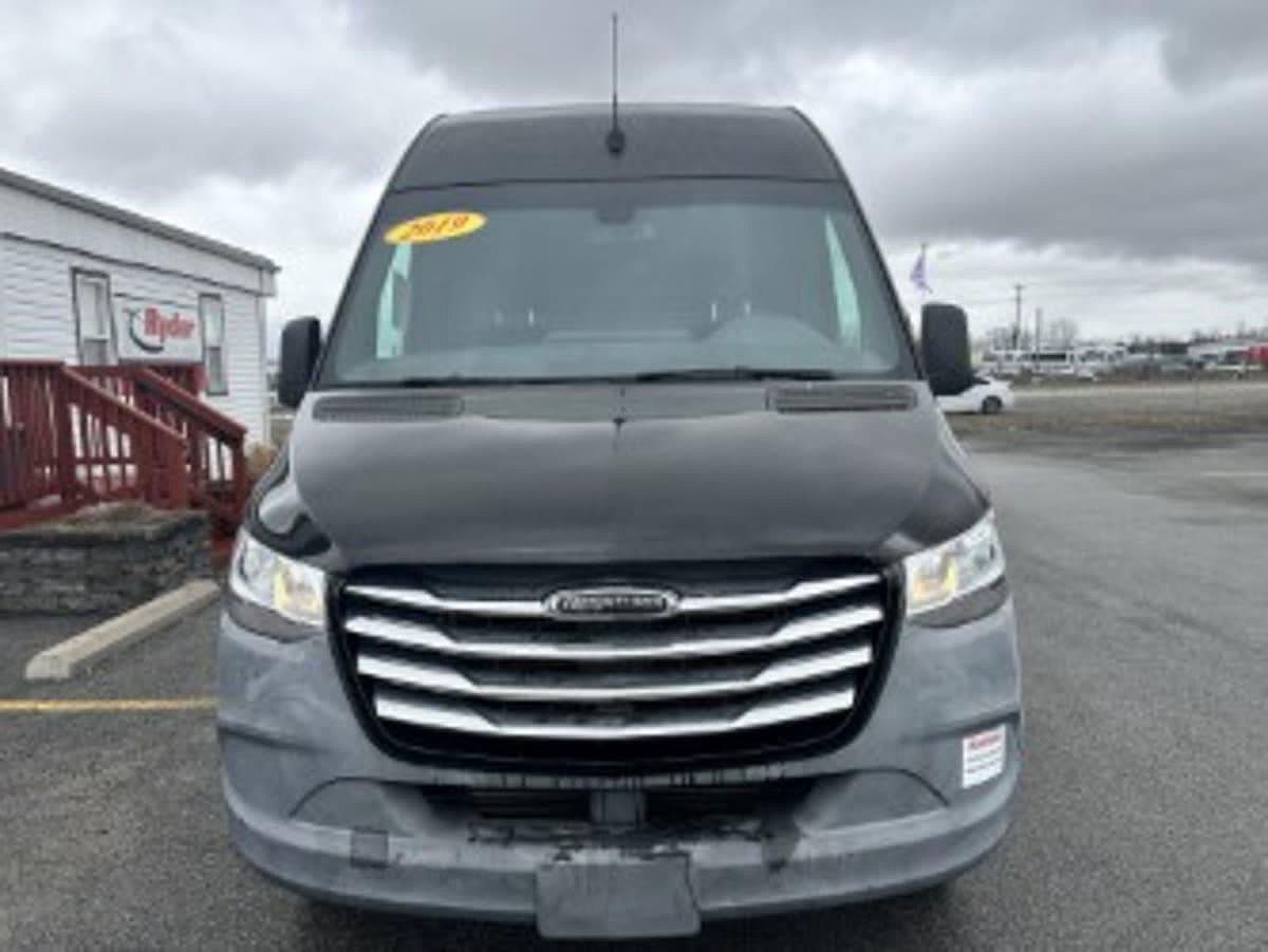 2019 Mercedes-Benz SPRINTER 3500 For Sale | Day Cab | #879996
