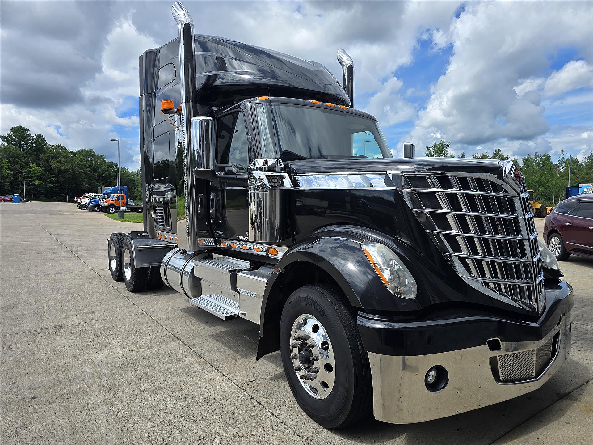 2020 International LoneStar For Sale | 73" Sleeper | #1480278L