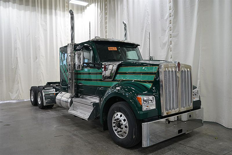 2026 Kenworth W990 For Sale | 40" Sleeper | #0596682