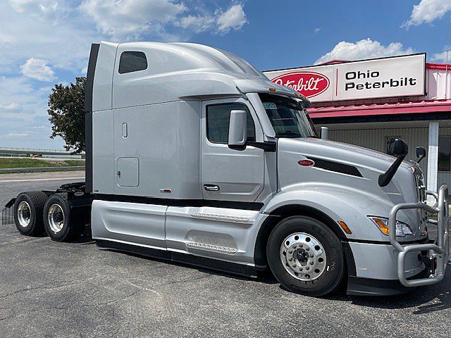 2025 Peterbilt 579 For Sale | 80" Sleeper | #716105