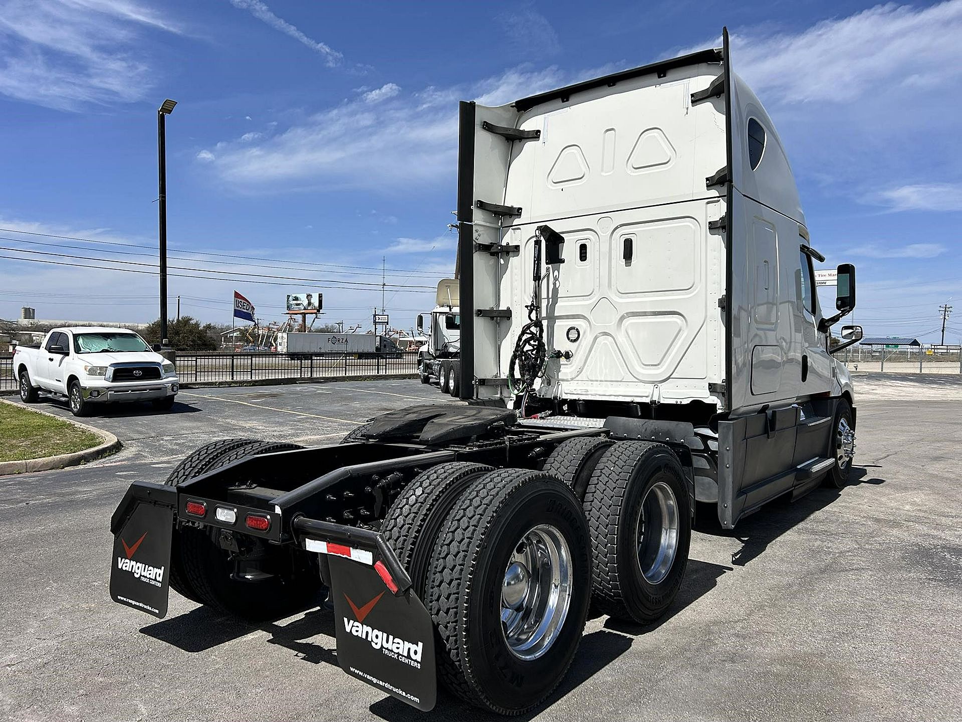 2020 Freightliner CASCADIA 126 For Sale | 77" Sleeper | #1228145