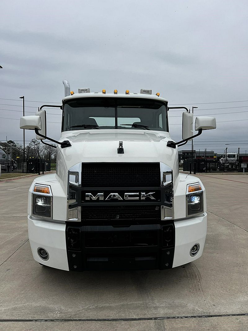 2019 Mack ANTHEM 64T For Sale | Day Cab | #1109051