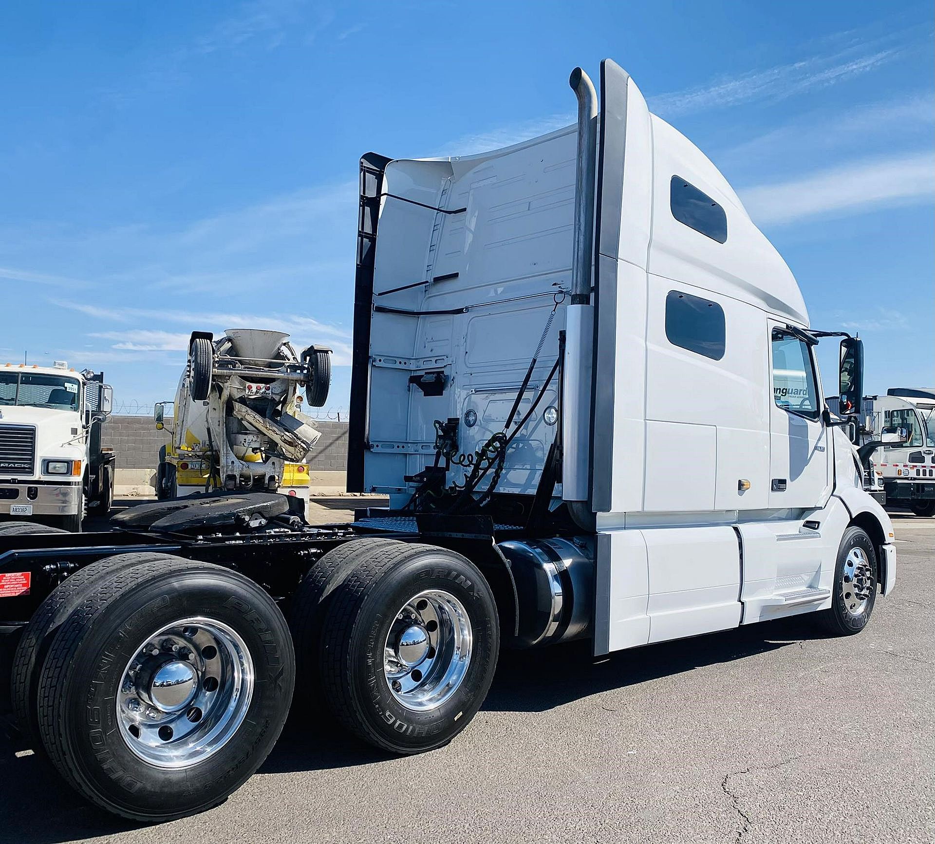 2021 Volvo VNL 760 For Sale | Raised Roof Sleeper Sleeper | #1154510