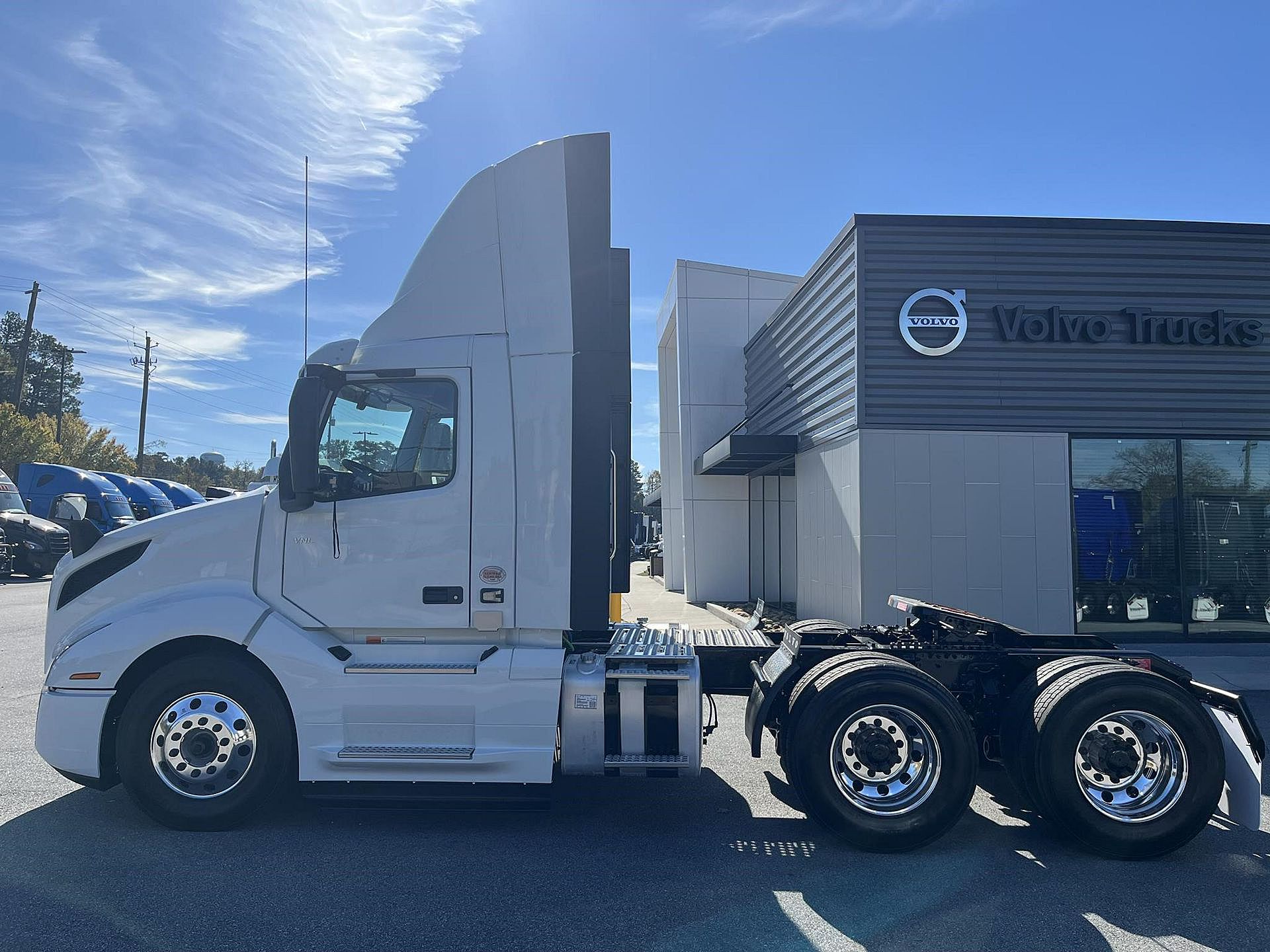 2025 Volvo VNL For Sale | Day Cab | #1220473
