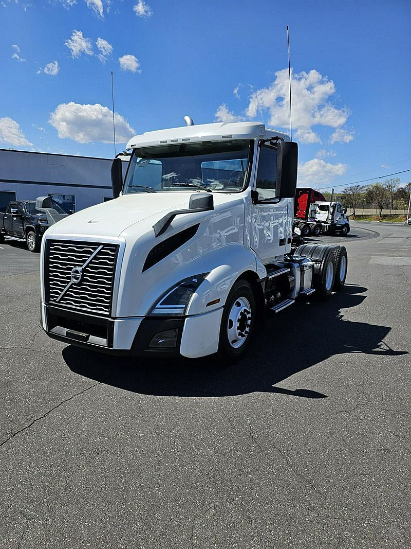 2019 Volvo Day Cabs For Sale (New & Used)