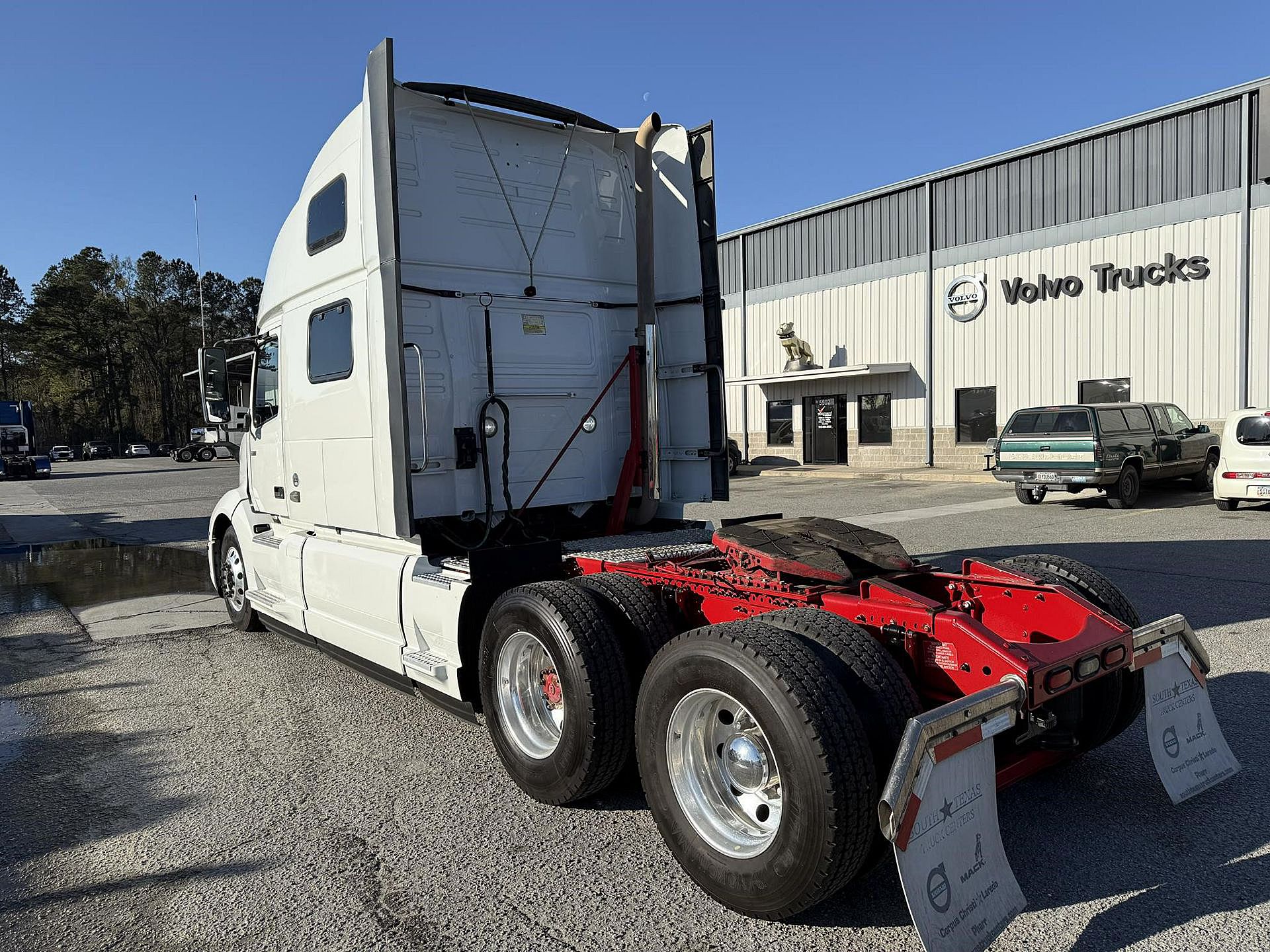 2021 Volvo VNL 860 For Sale | Raised Roof Sleeper Sleeper | #1228707