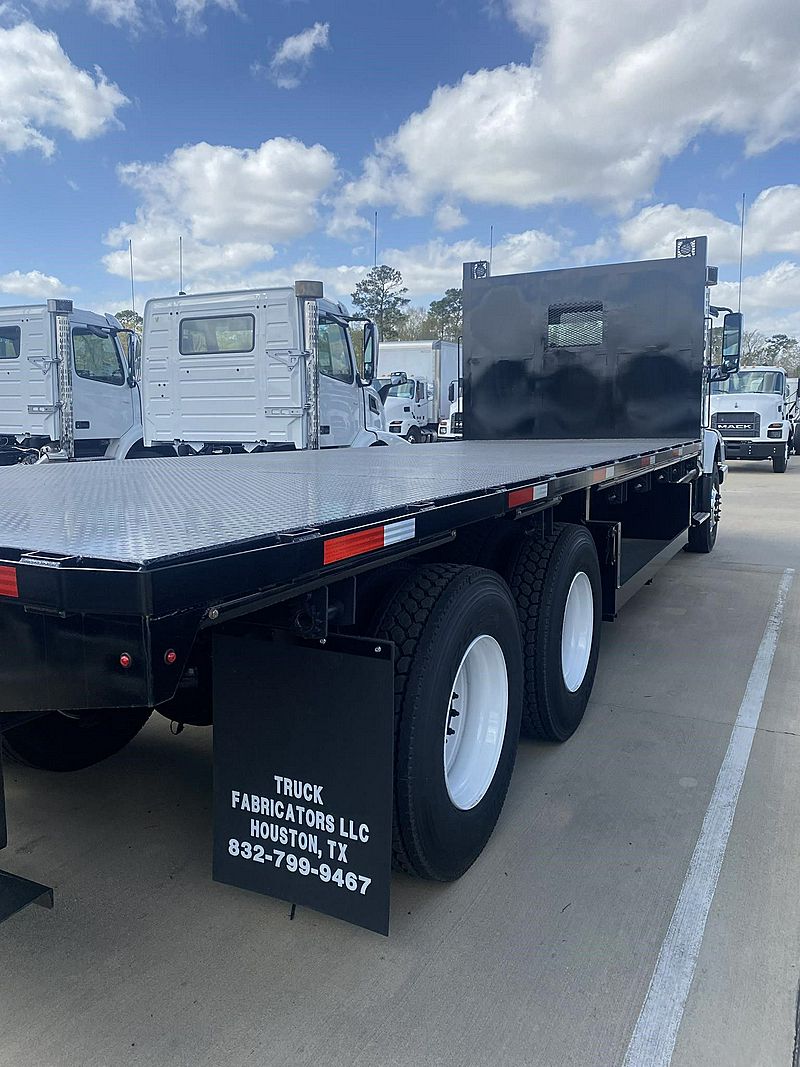 2025 Volvo VHD64B300 For Sale | Flatbed | #1208426
