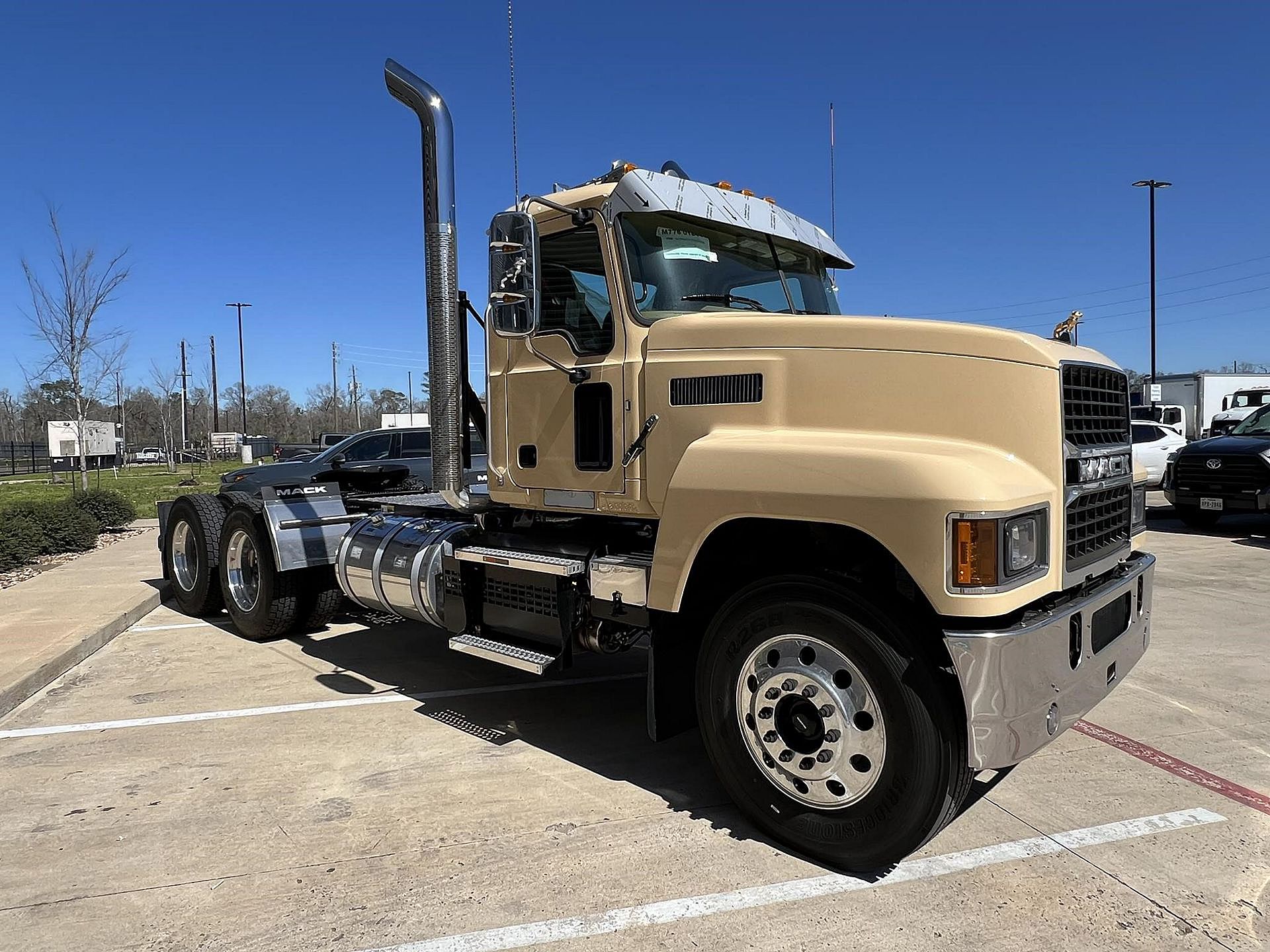 2026 Mack PINNACLE 64T For Sale | Day Cab | #1225505