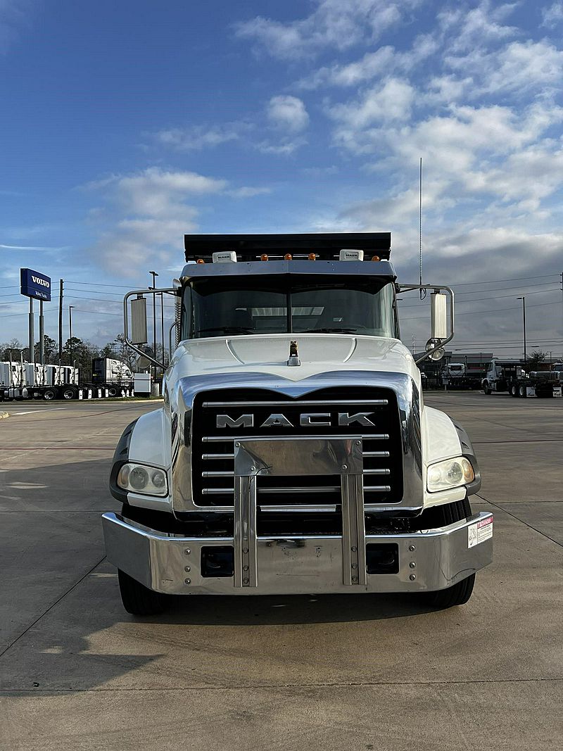 2019 Mack GRANITE 64BR For Sale | Roll-Off | # M21001-B