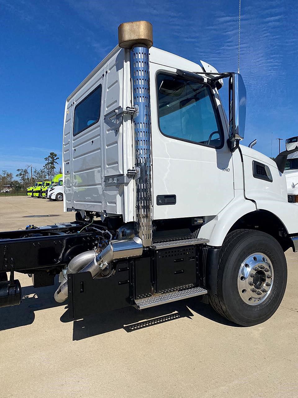 2025 Volvo VHD64B300 For Sale | Cab & Chassis | #1208427