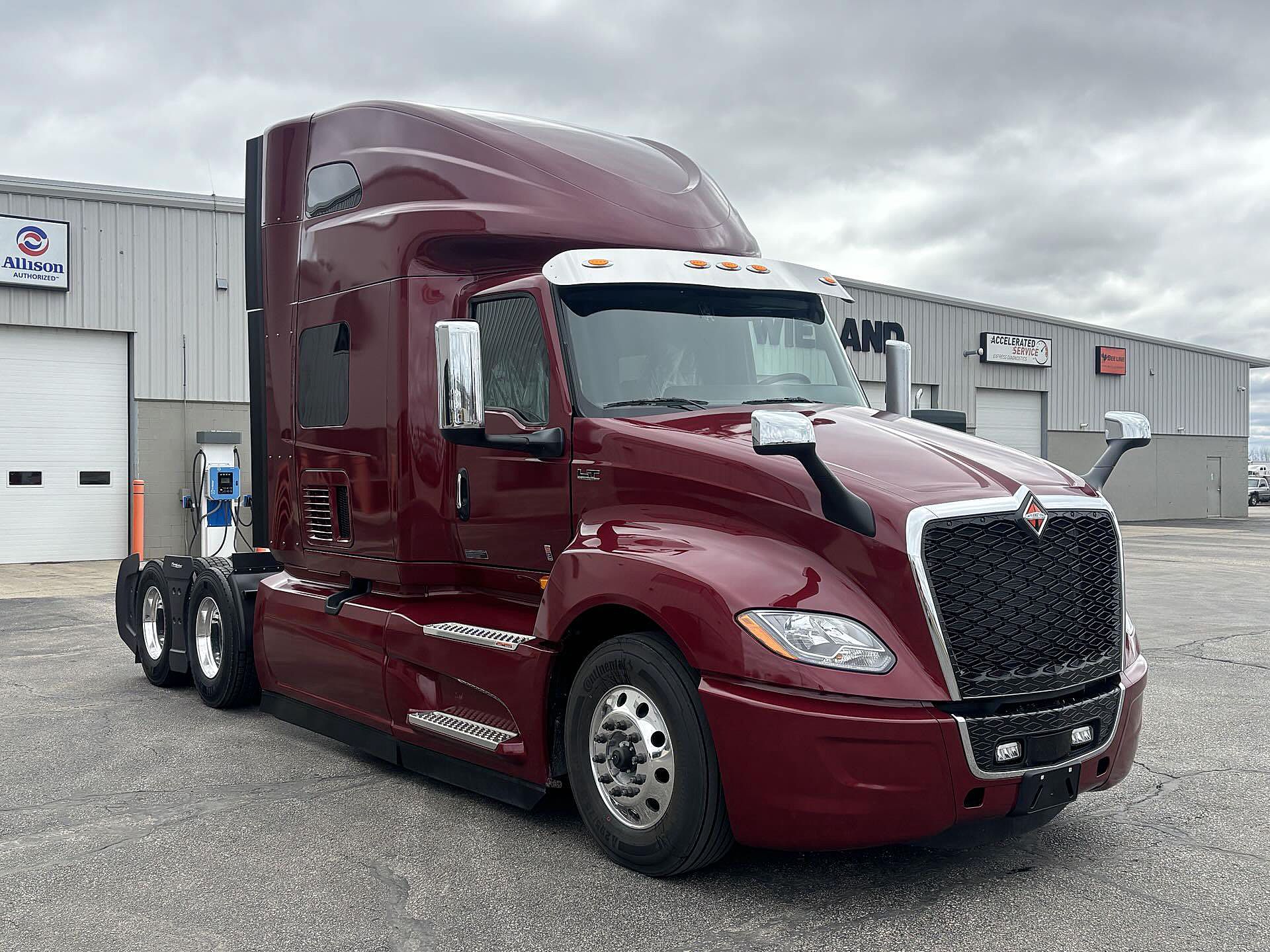 2026 International LT625 For Sale | 73" Sleeper | #N2910