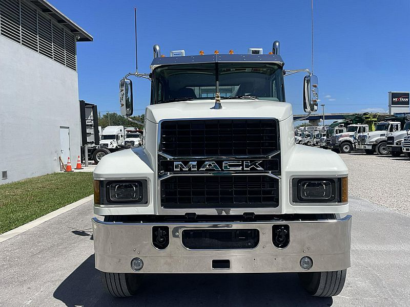 2025 Mack Pinnacle PI64T For Sale | Day Cab | #10MU015422