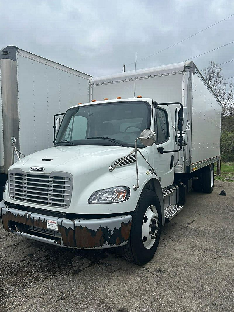 2019 Freightliner M2 106 For Sale | Day Cab | # 682192