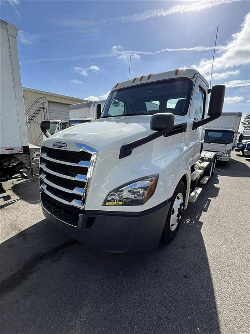 Used Freightliner Semi Trucks For Sale