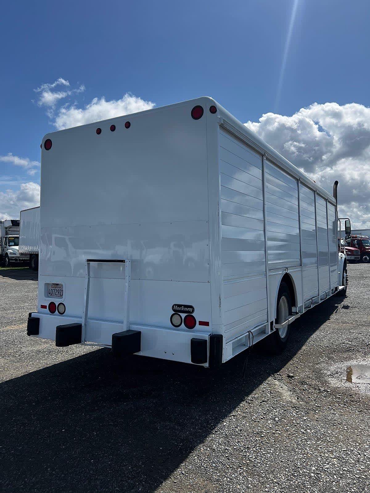 2017 Freightliner M2 106 For Sale | 24' Box | #662176