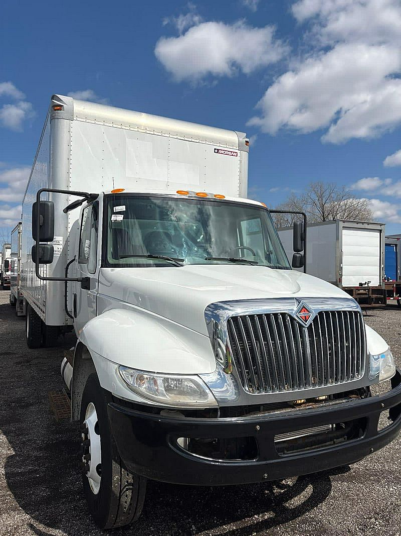 2019 International DuraStar 4300 For Sale | 26' Box | #815640