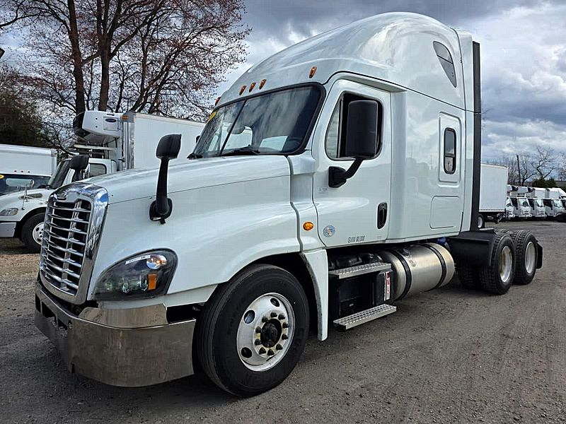 2020 Freightliner CASCADIA 125 For Sale | 50" Sleeper | #896977