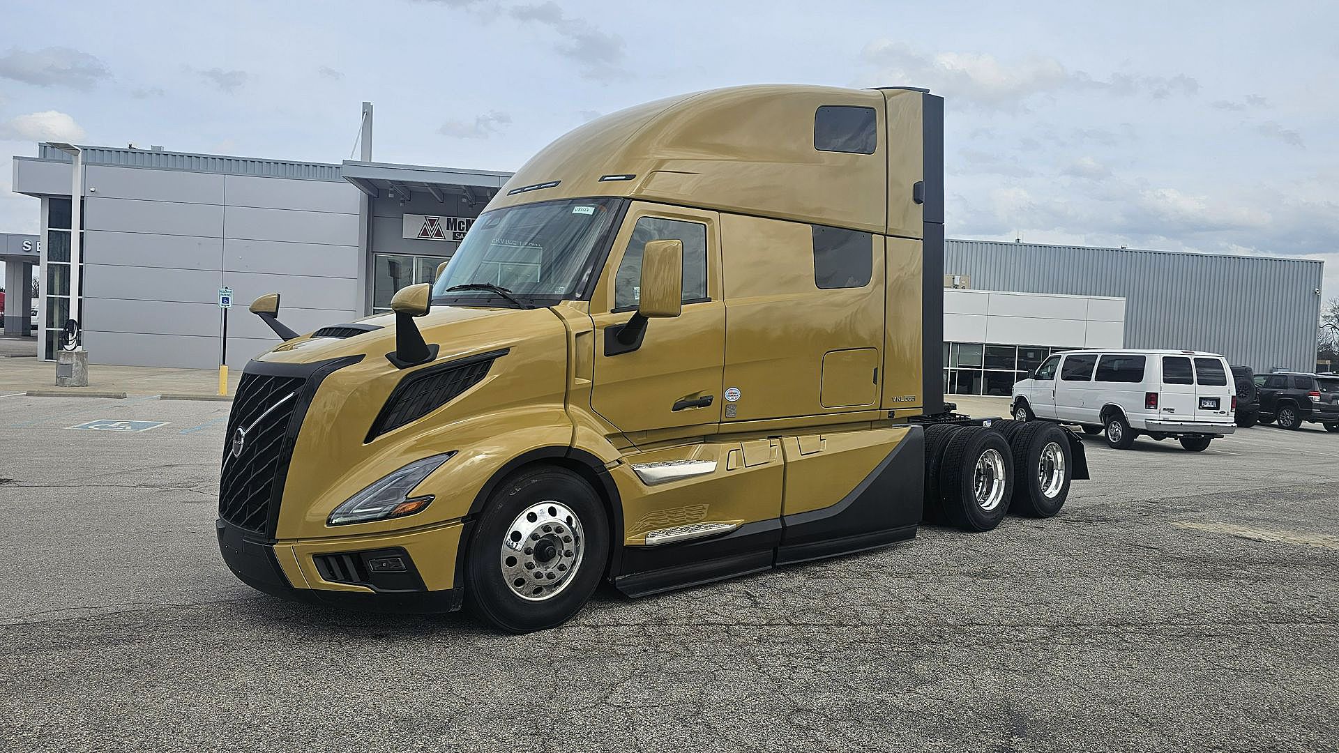 2026 Volvo VNL 860 For Sale | 74" Sleeper | #V700771