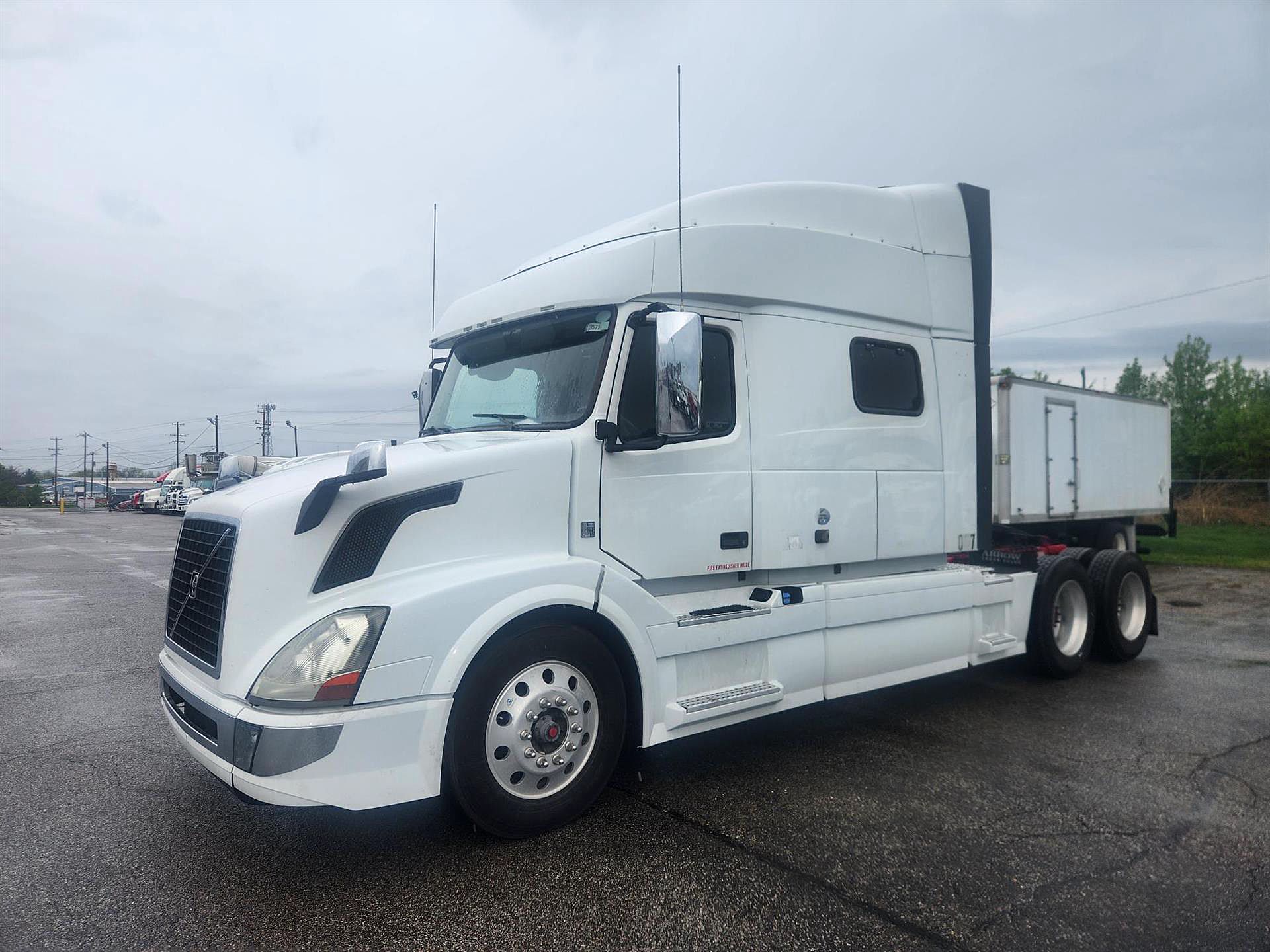2017 Volvo VNL 730 For Sale | 70" Sleeper | #5650356