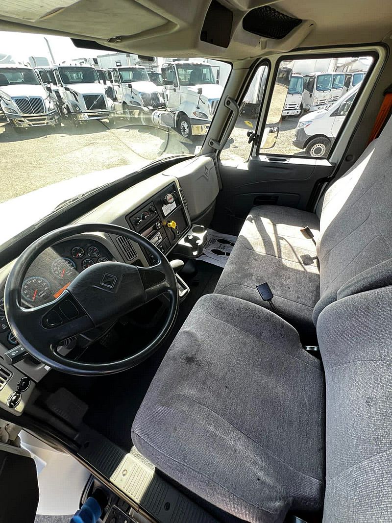 2019 International DuraStar 4300 For Sale | 26' Box | #814064
