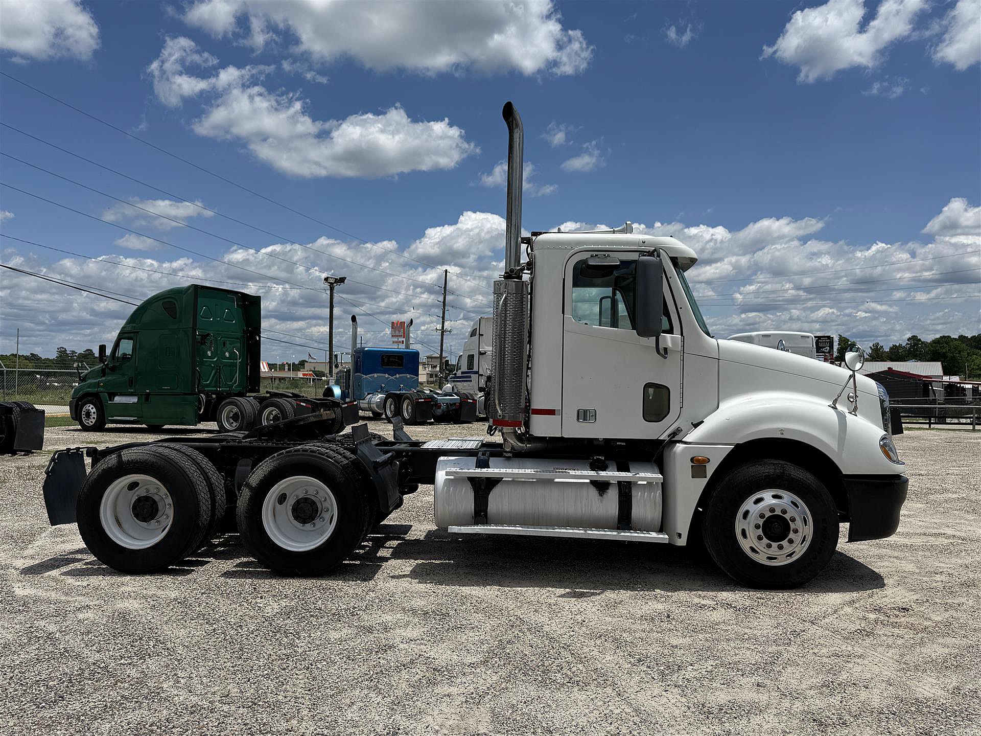 2006 Freightliner COLUMBIA 120 For Sale | Day Cab | #V85103