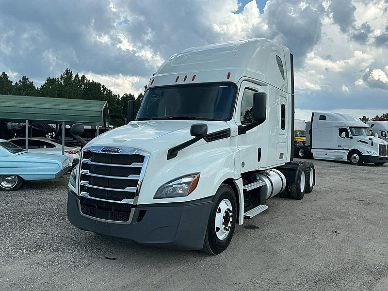 2020 Freightliner Cascadia For Sale | 70" Sleeper | #3782